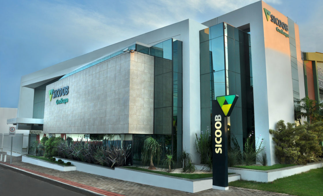 Banco Sicoob -maior sistema financeiro cooperativo do Brasil